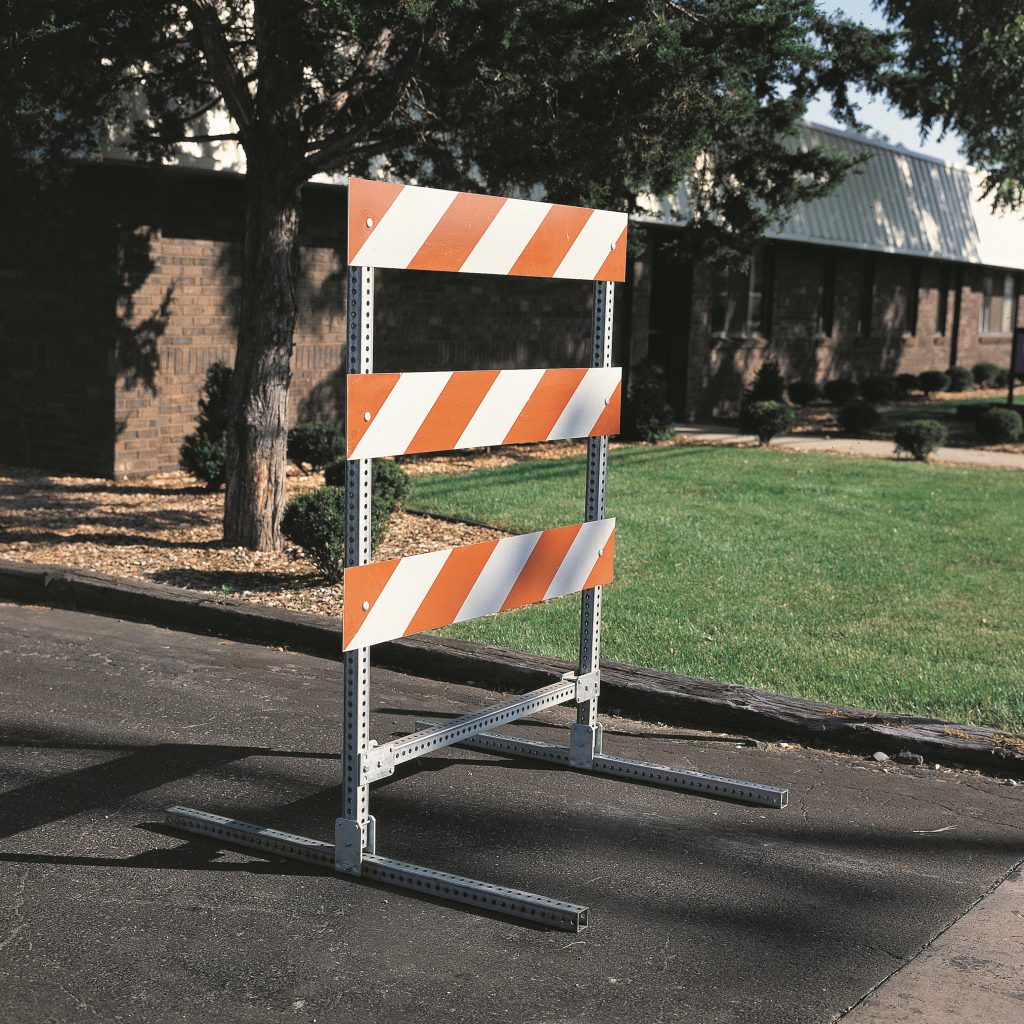 Type III barricade - Zumar